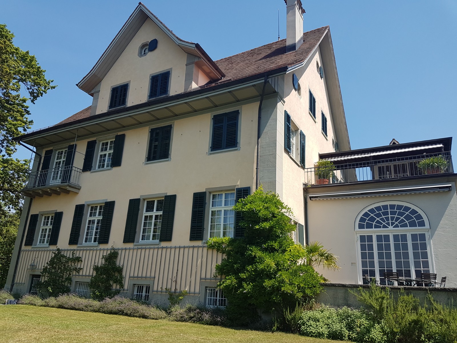 A Visit to the House of C.G. Jung | symbolreader